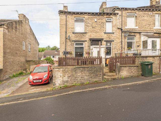 2 bedroom end of terrace house for sale