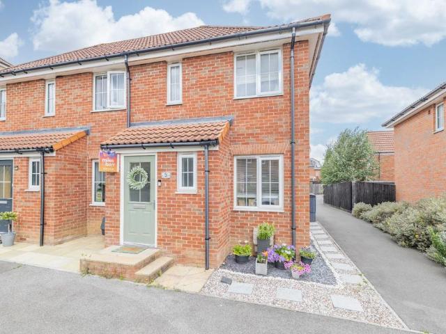 2 bedroom end of terrace house for sale
