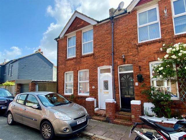 2 bedroom end of terrace house for sale