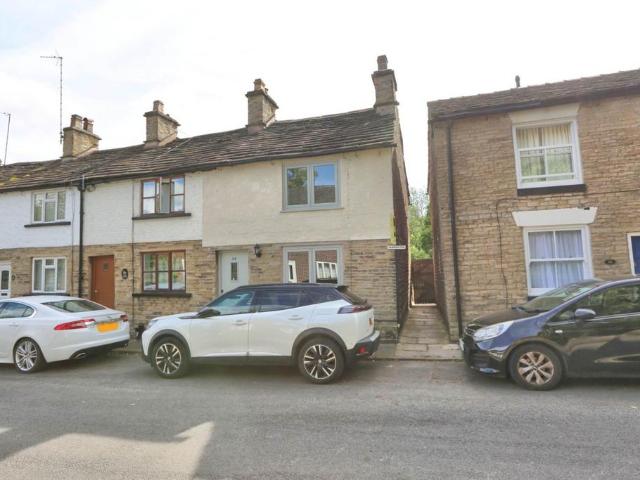 2 bedroom end of terrace house for sale