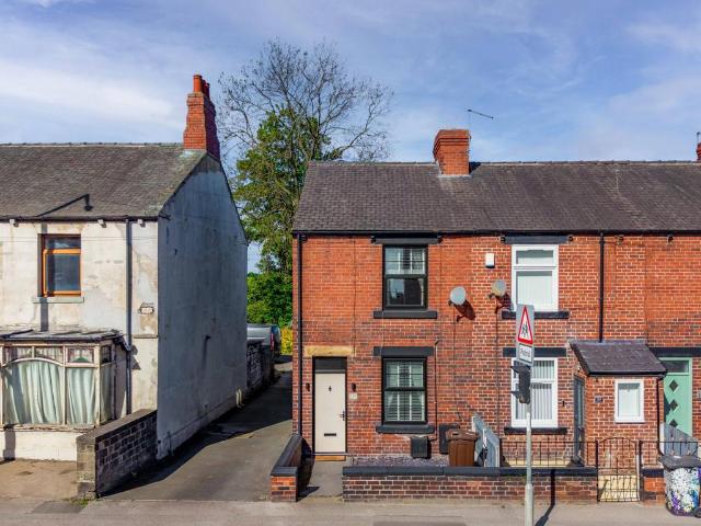2 bedroom end of terrace house for sale