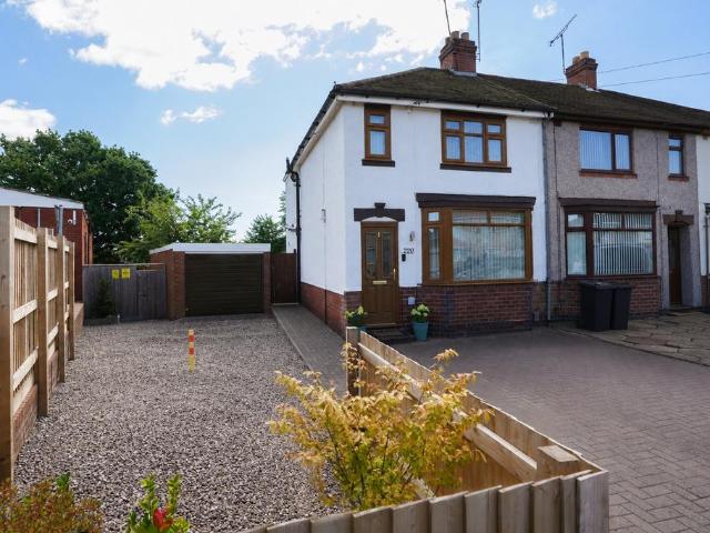 2 bedroom end of terrace house for sale