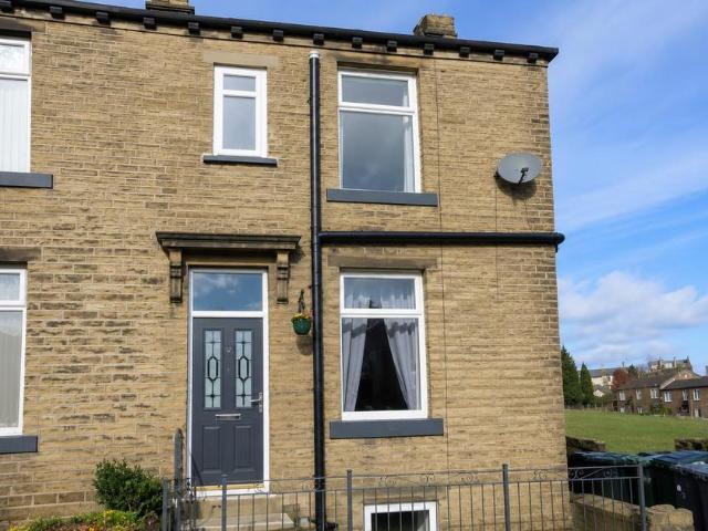 2 bedroom end of terrace house for sale