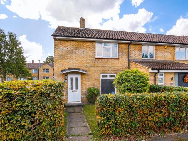 2 bedroom end of terrace house for sale