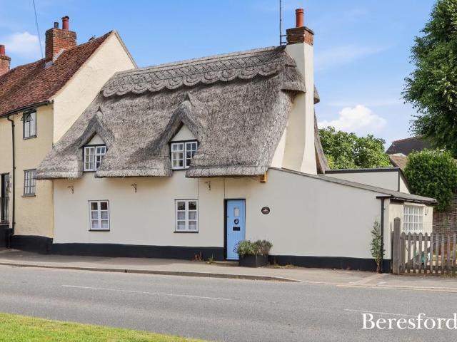 2 bedroom end of terrace house for sale