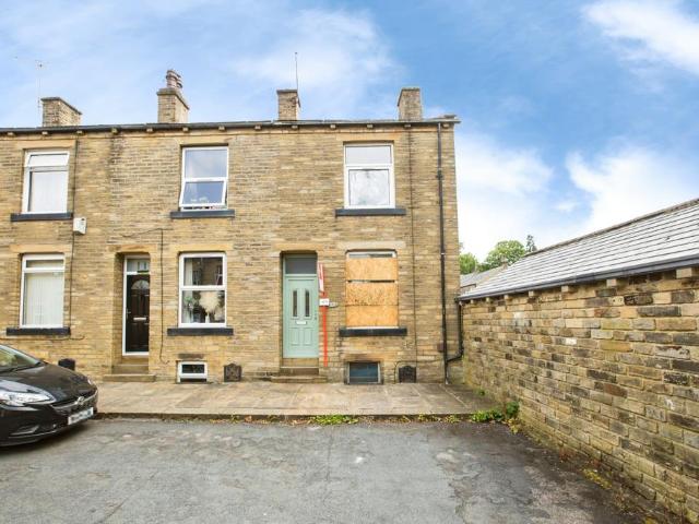 2 bedroom end of terrace house for sale