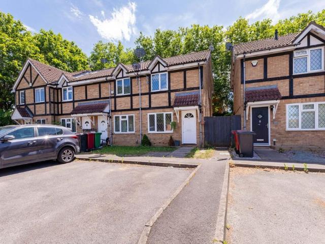 2 bedroom end of terrace house for sale