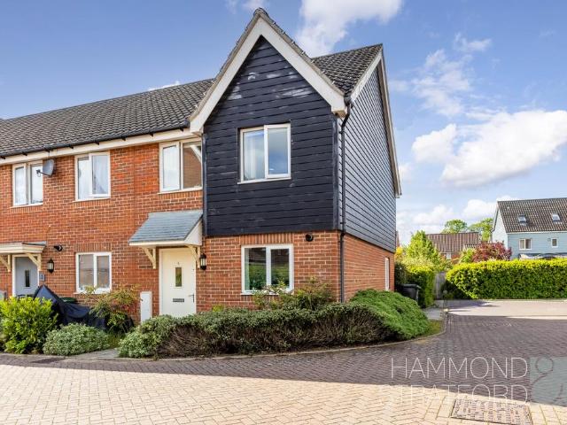 2 bedroom end of terrace house for sale