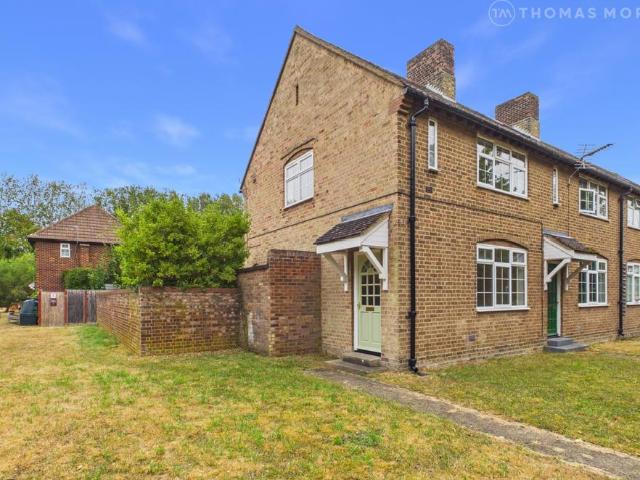 2 bedroom end of terrace house for sale