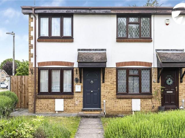 2 bedroom end of terrace house for sale
