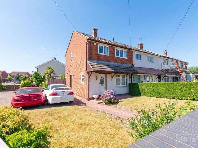 2 bedroom end of terrace house for sale