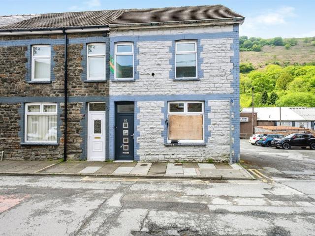 2 bedroom end of terrace house for sale