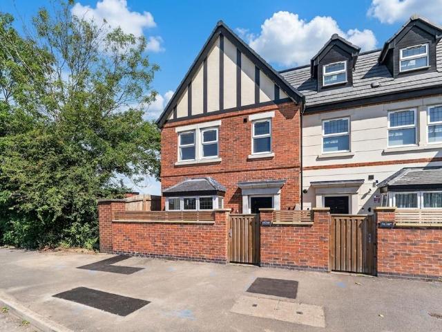 2 bedroom end of terrace house for sale