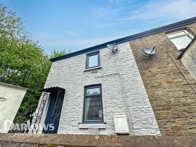 2 bedroom end of terrace house for sale