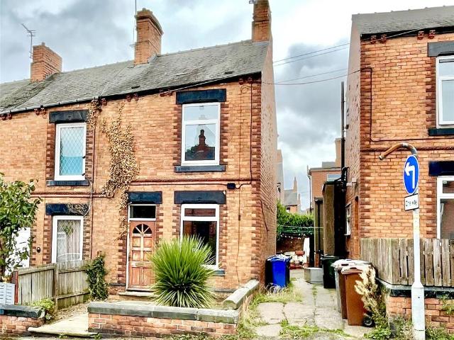 2 bedroom end of terrace house for sale