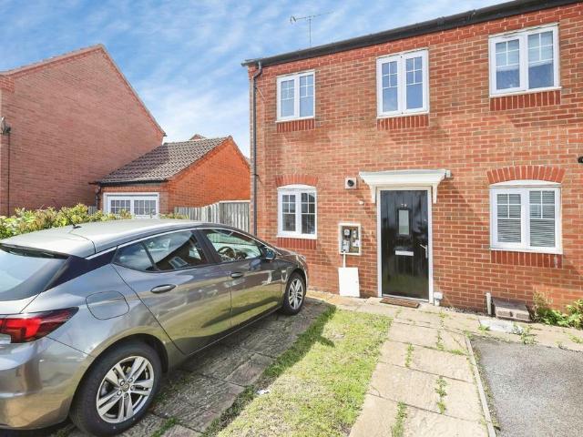 2 bedroom end of terrace house for sale