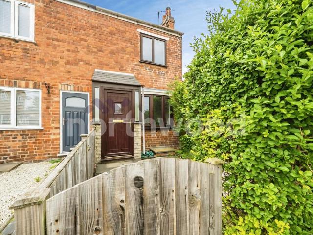 2 bedroom end of terrace house for sale