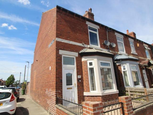 2 bedroom end of terrace house for sale