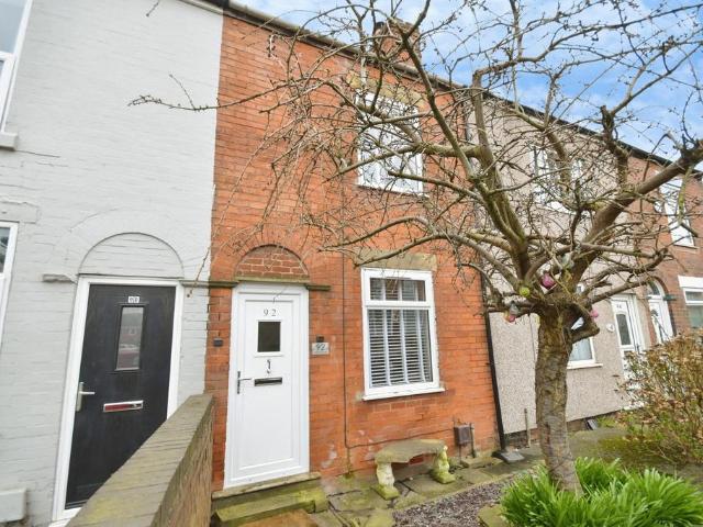 2 bedroom end of terrace house for sale