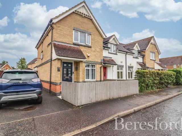 2 bedroom end of terrace house for sale