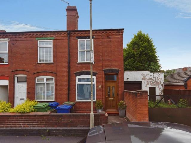 2 bedroom end of terrace house for sale