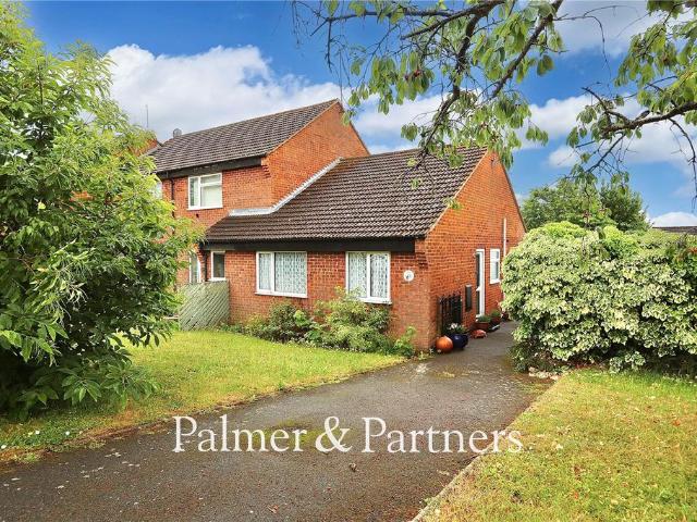 2 bedroom end of terrace house for sale