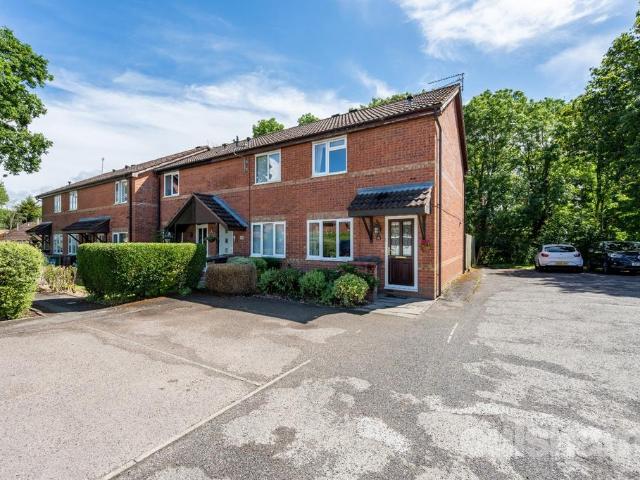 2 bedroom end of terrace house for sale