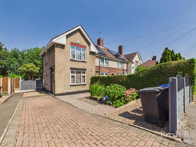 2 bedroom end of terrace house for sale