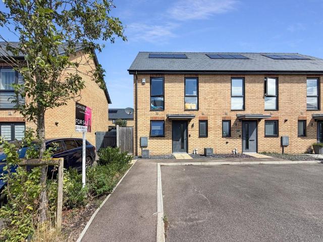 2 bedroom end of terrace house for sale