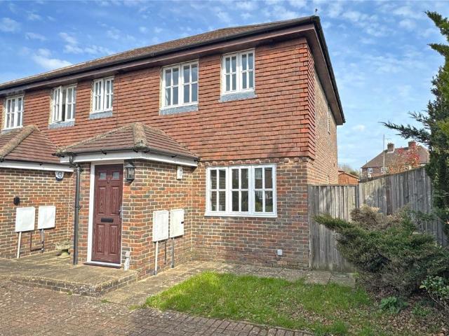 2 bedroom end of terrace house for sale