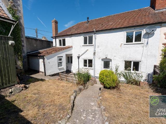 2 bedroom end of terrace house for sale