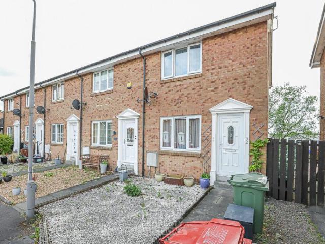 2 bedroom end of terrace house for sale