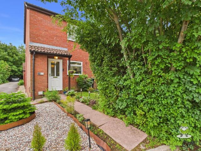 2 bedroom end of terrace house for sale