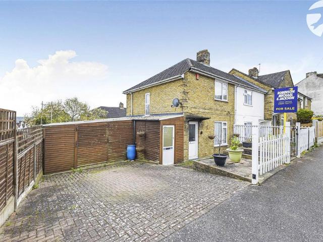 2 bedroom end of terrace house for sale
