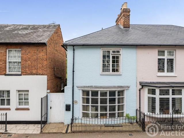 2 bedroom end of terrace house for sale