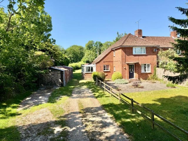 2 bedroom end of terrace house for sale