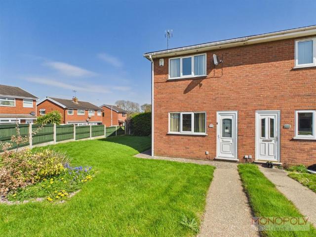 2 bedroom end of terrace house for sale