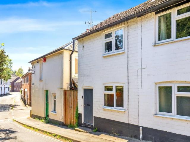 2 bedroom end of terrace house for sale