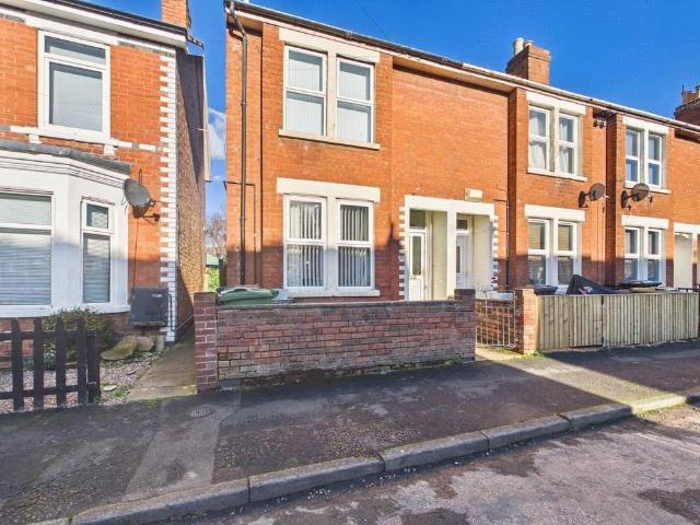 2 bedroom end of terrace house for sale