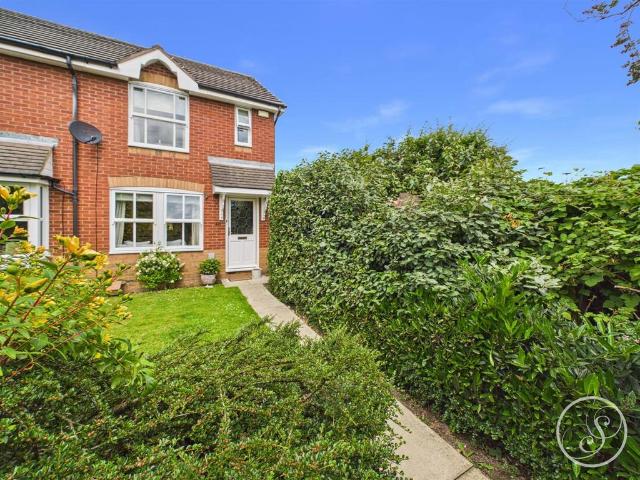 2 bedroom end of terrace house for sale