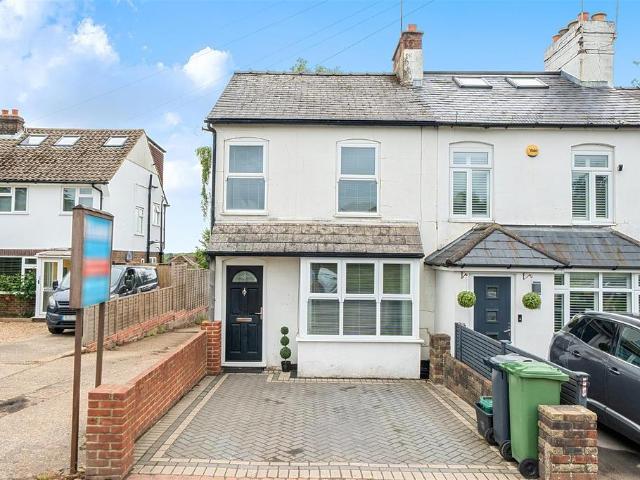 2 bedroom end of terrace house for sale