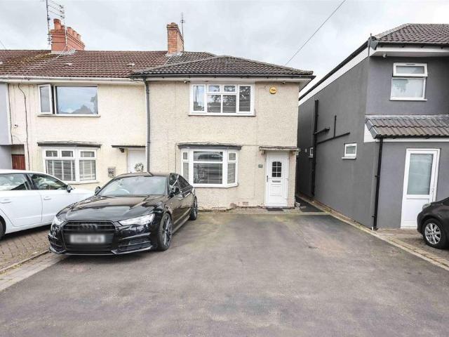 2 bedroom end of terrace house for sale