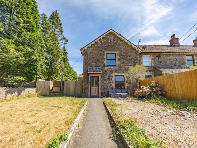 2 bedroom end of terrace house for sale