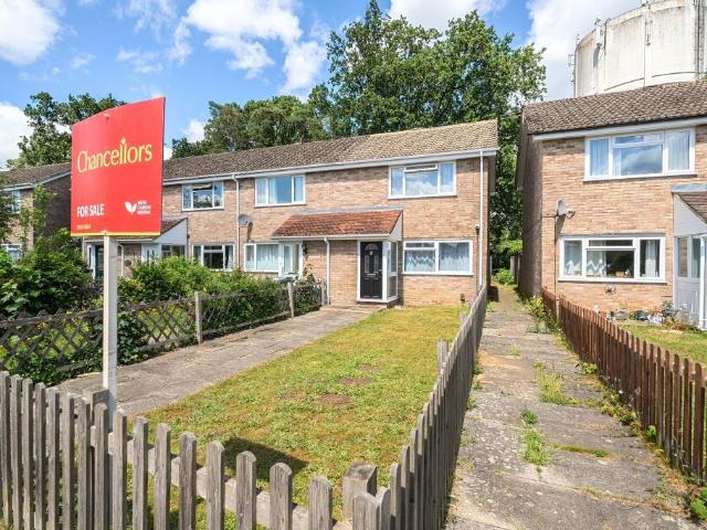 2 bedroom end of terrace house for sale