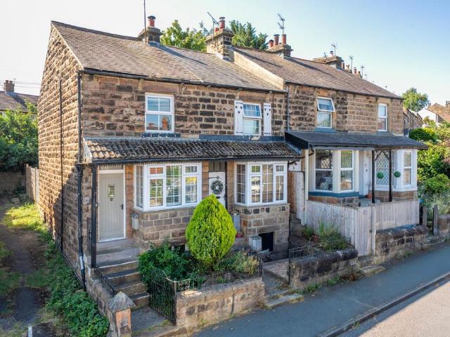 2 bedroom end of terrace house for sale