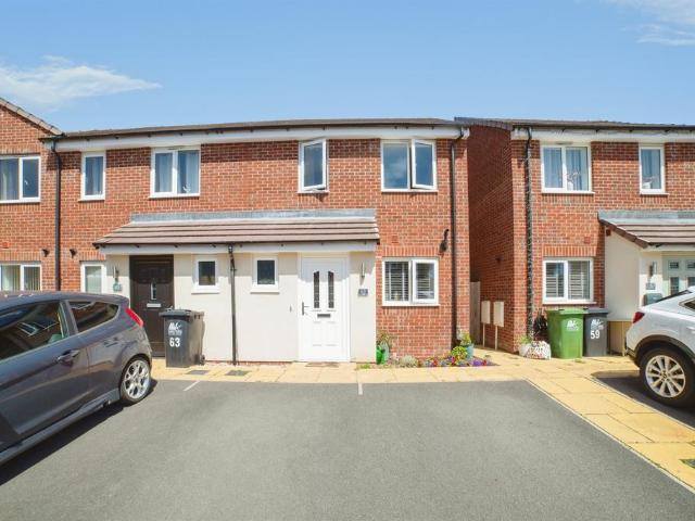 2 bedroom end of terrace house for sale