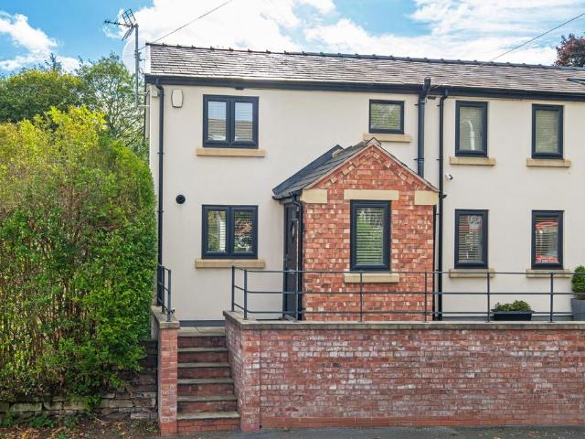 2 bedroom end of terrace house for sale