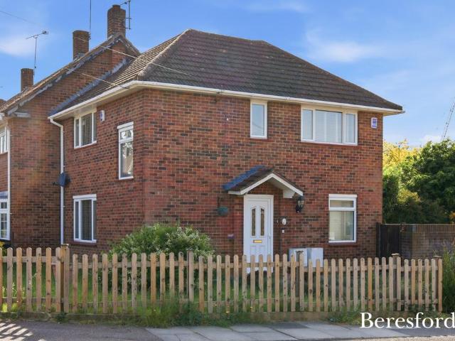 2 bedroom end of terrace house for sale