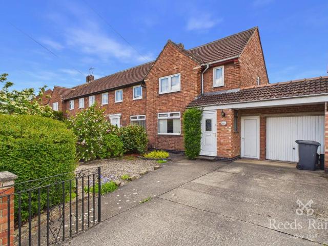 2 bedroom end of terrace house for sale