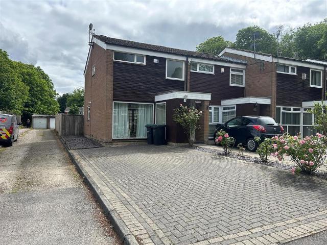 2 bedroom end of terrace house for sale